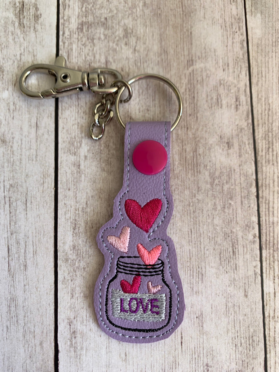 Love Snap Tab machine embroidery design – Stitching Blues